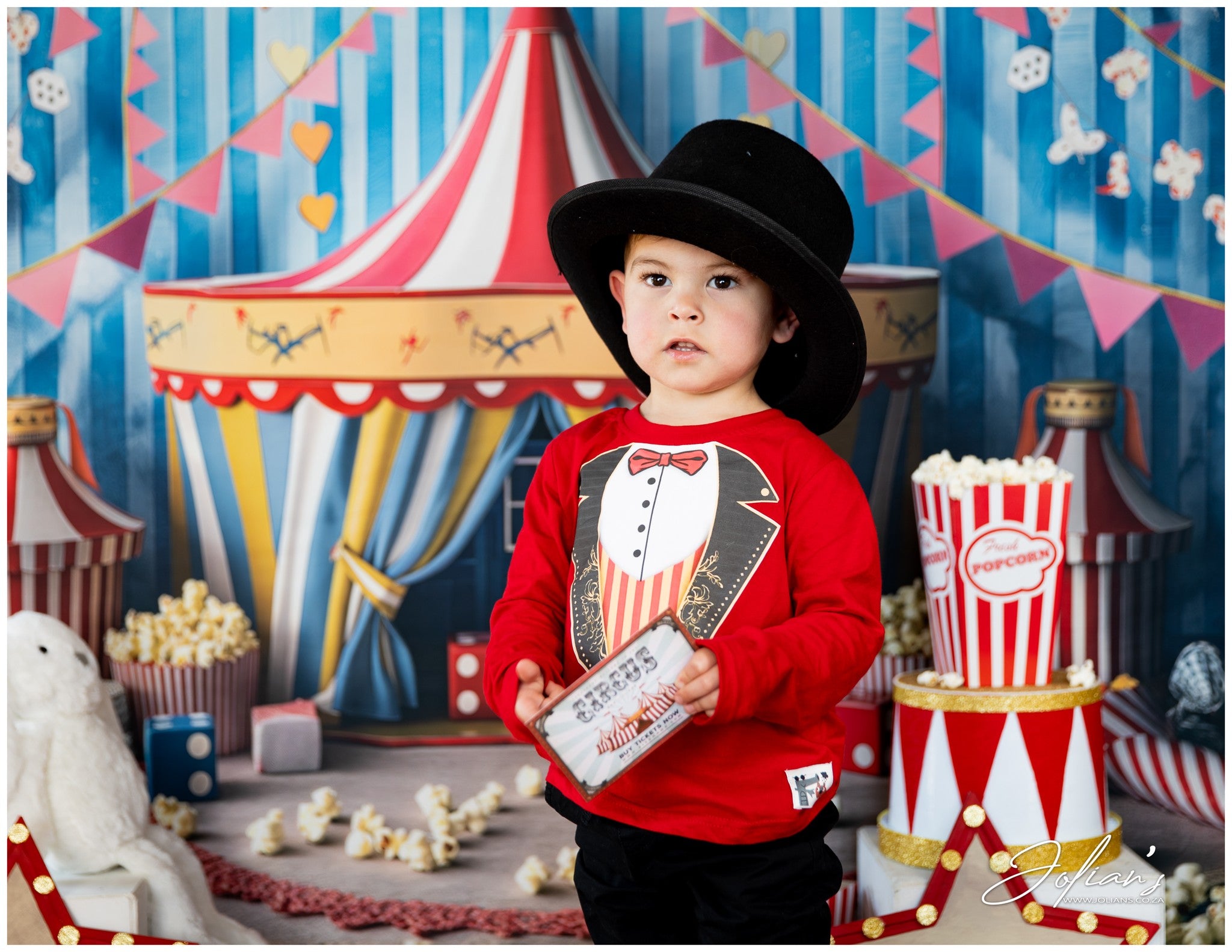 Avezano Circus and Popcorn Cake Smash Photography Background